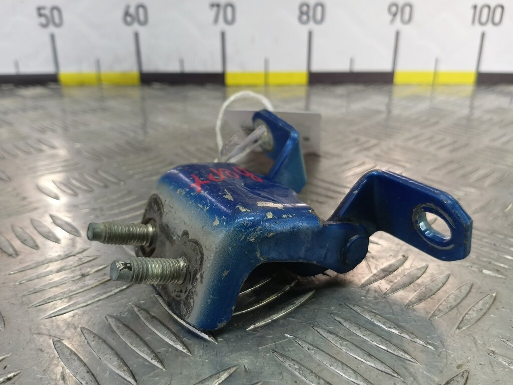 Петля двери задней Б/У для SUZUKI Grand Vitara II (2005—2008) 6941063J00