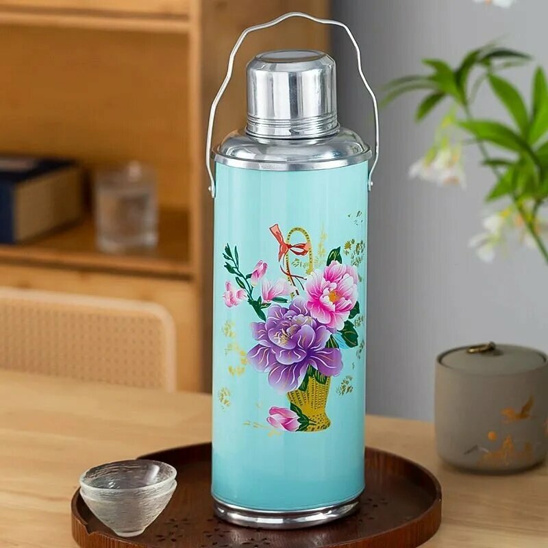 Термос С ручкой "красный глянец и цветок", 2 л