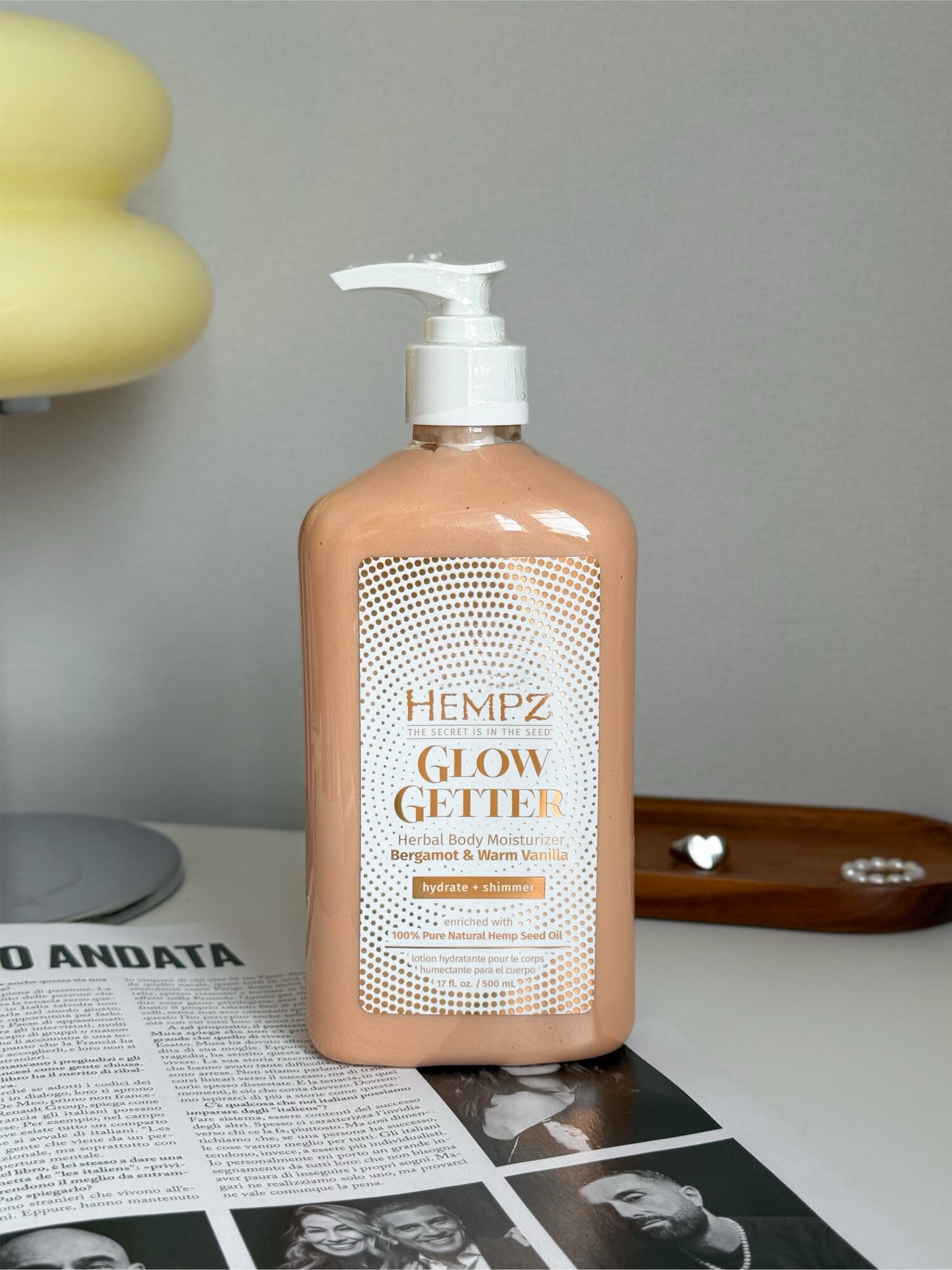 Молочко для тела HEMPZ "Glow Glitter", увлажнение, бергамот и ваниль, 500 мл