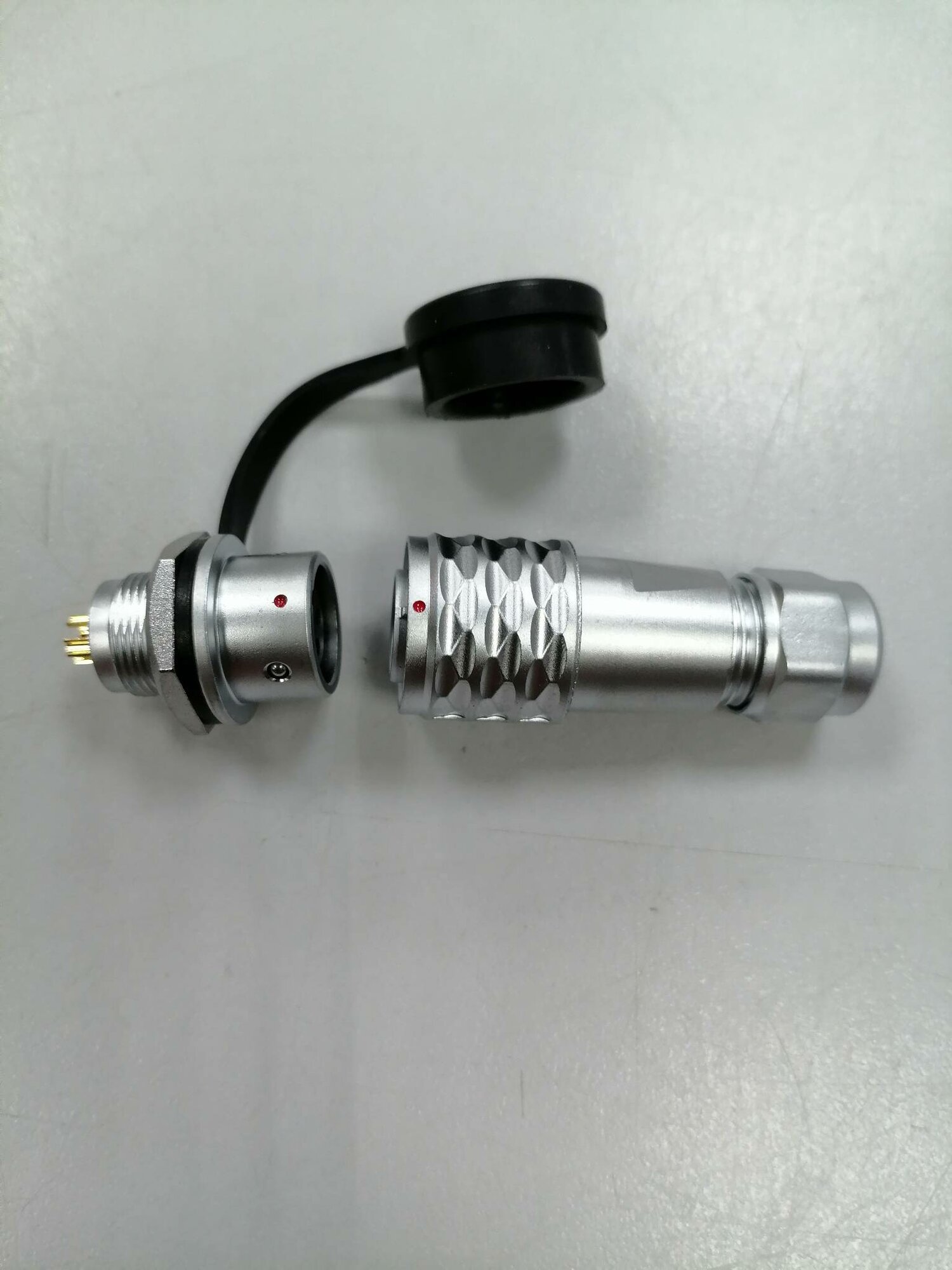 Разъем герметичный металлический четыре контакта SR12-12/MF4P