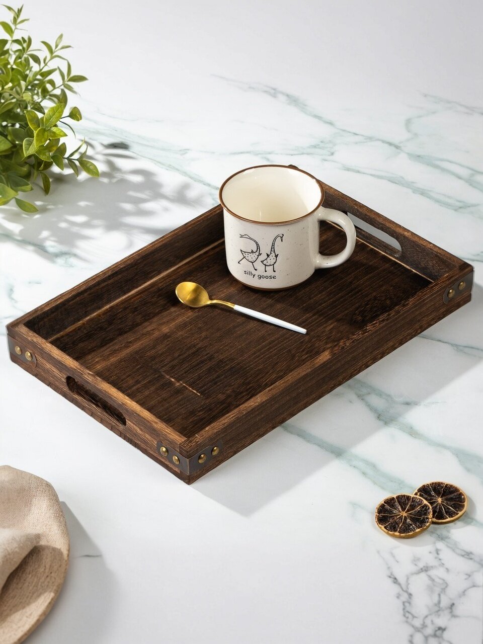 Поднос деревянный с ручками и бортами, прямоугольный, 35.5х24х4 см