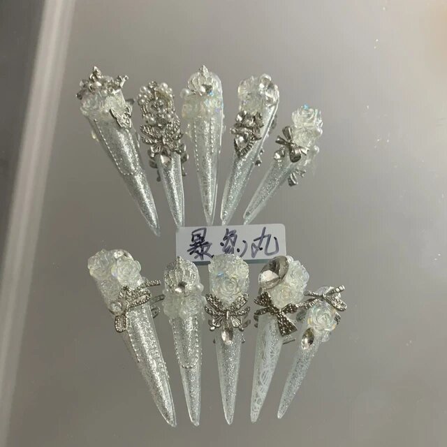 Набор из 10 горячих длинных заостренных ногтей ручной работы в форме гроба, полностью покрывающих ногти, накладные ногти Sanrio KT с металлической цепочкой и сверкающими бриллиантами в виде цветка, Размер: S-15-11-12-11-9