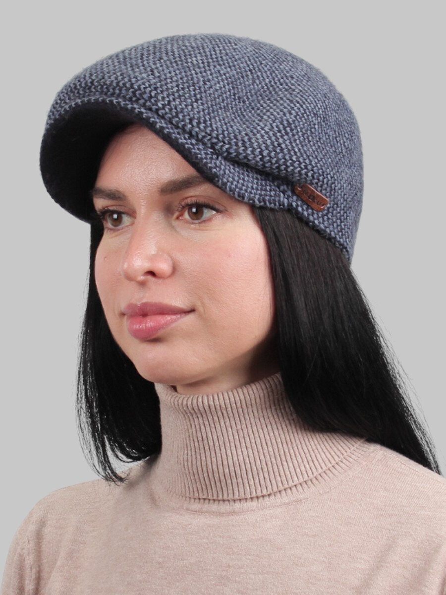 Кепка для женщин