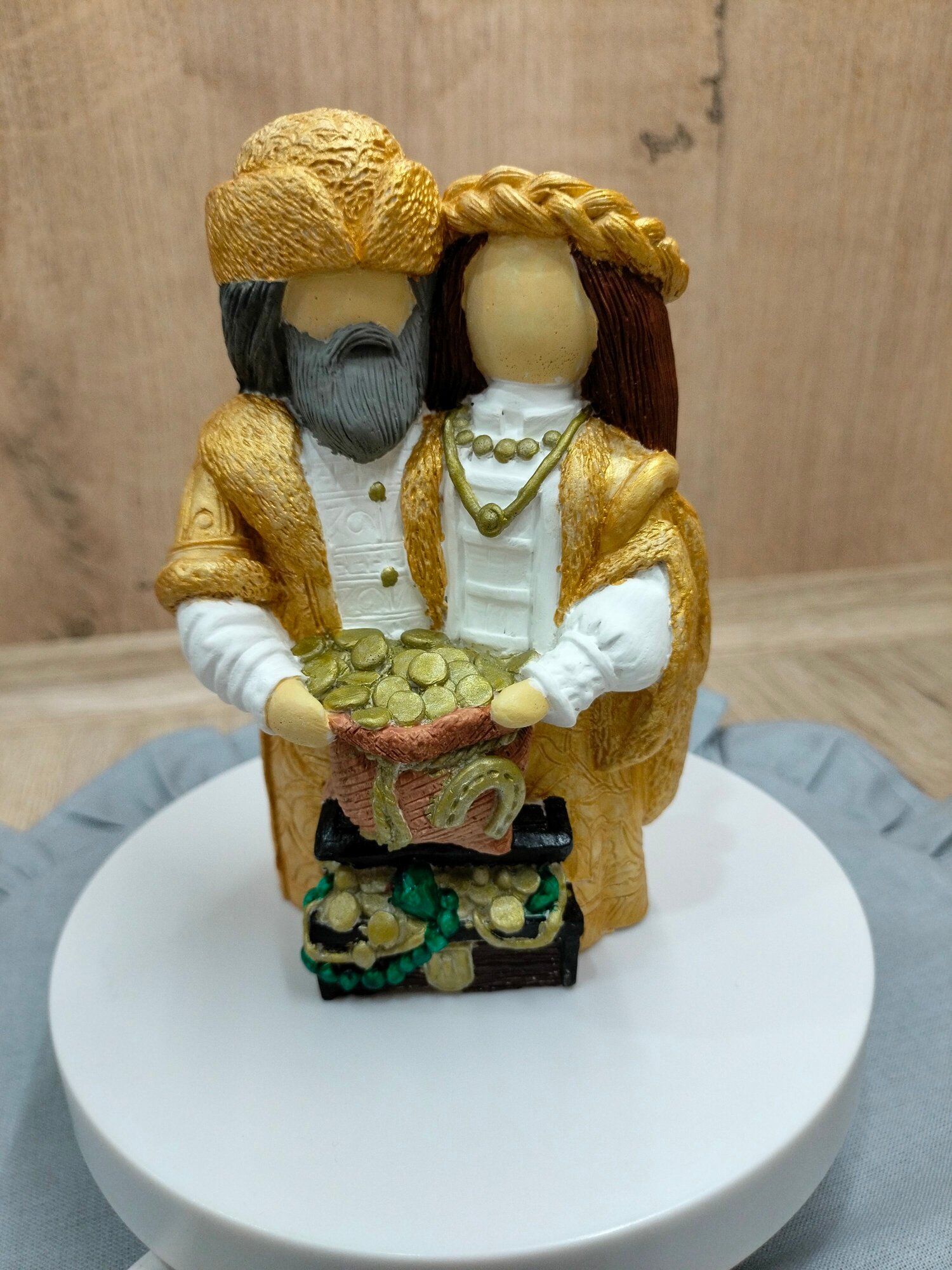 Сувенир семейный оберег на достаток Берегиня и Богач, подарок