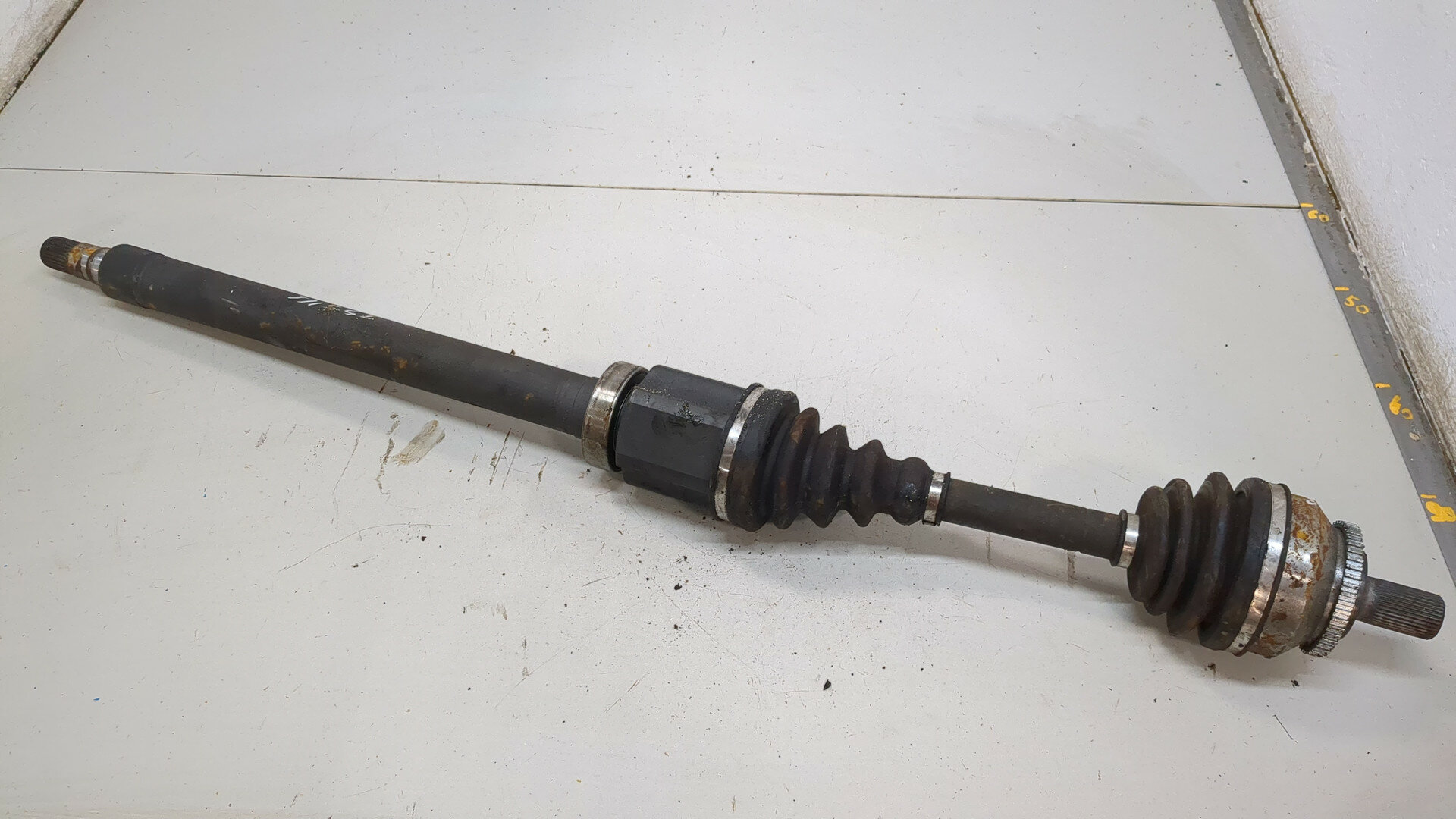Полуось (вал, шрус) правая передняя Volvo S60 Б/У