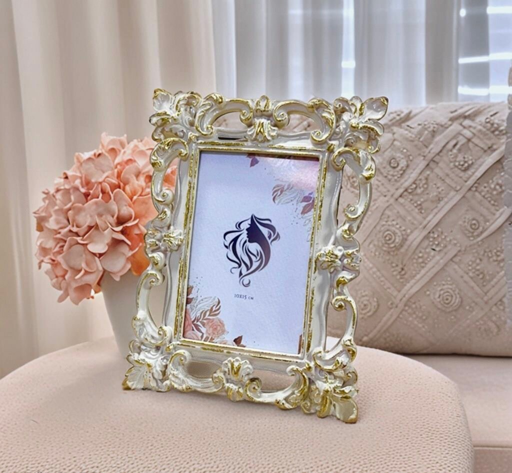 Фоторамка 10х15 см "Кружева" 22,5х17 см Цвет: Бежевый с позолотой