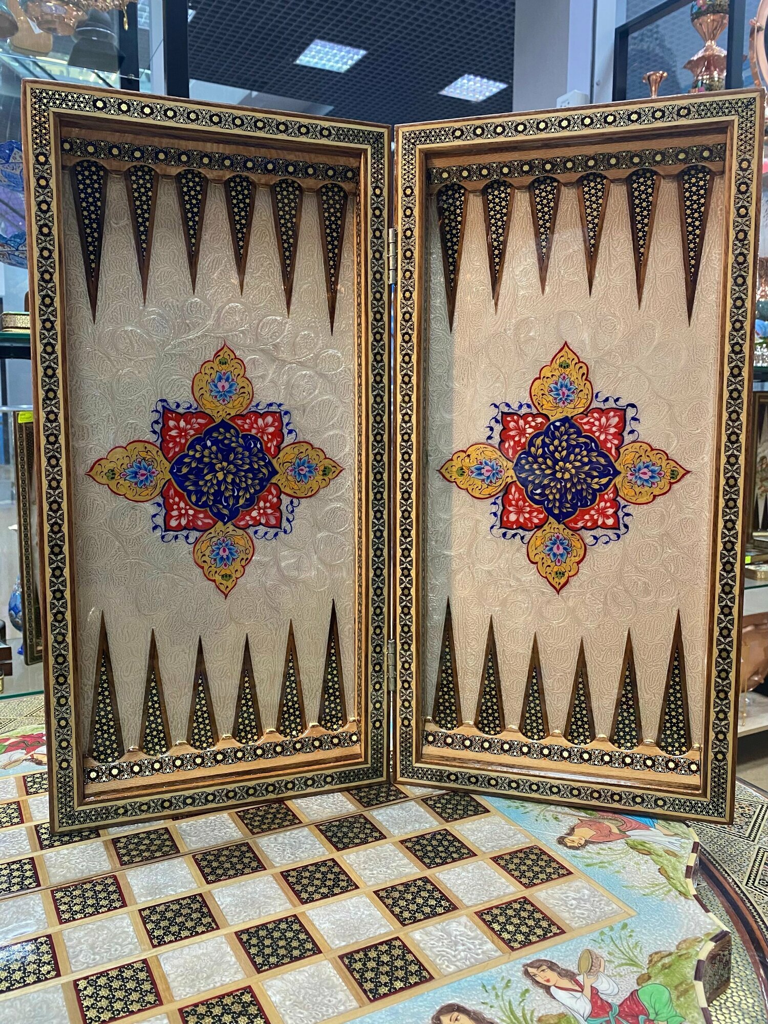 Шахматы-нарды Персидский базар "Хатам" Иран, ручная работа, с миниатюрами, деревянная инкрустация из натуральных материалов