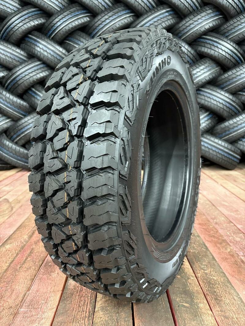 Летняя шина Kumho Road Venture MT51 225/70 R17 110/107Q