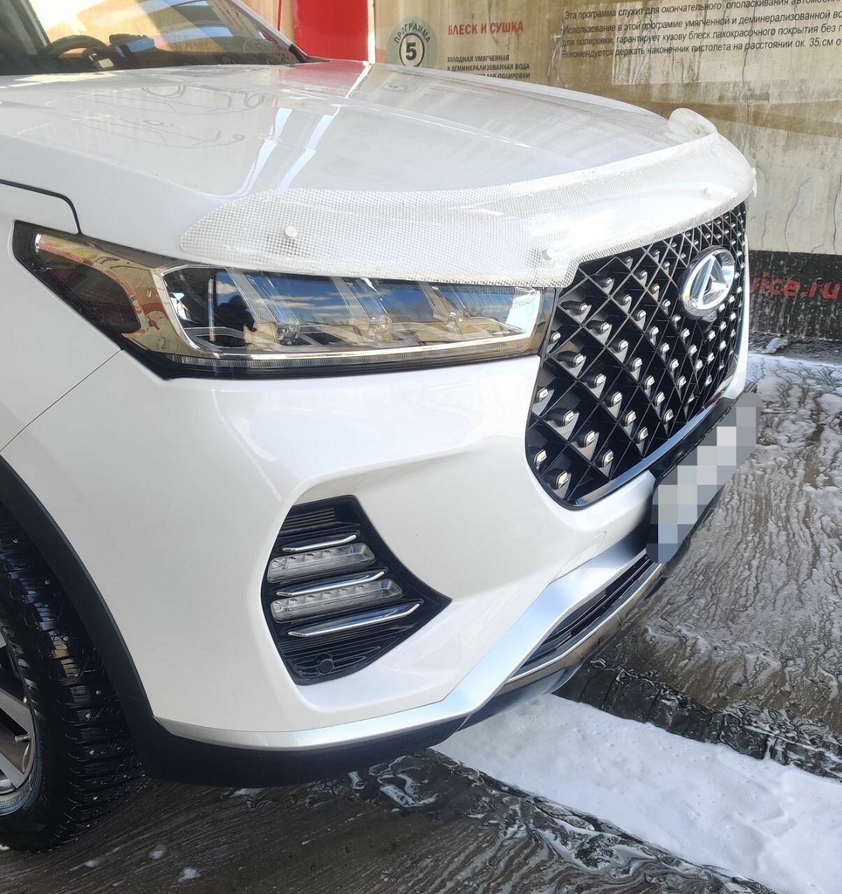 Дефлектор капота для Chery Tiggo 7 Pro Max 2022 - н. в. Шелкография Белый