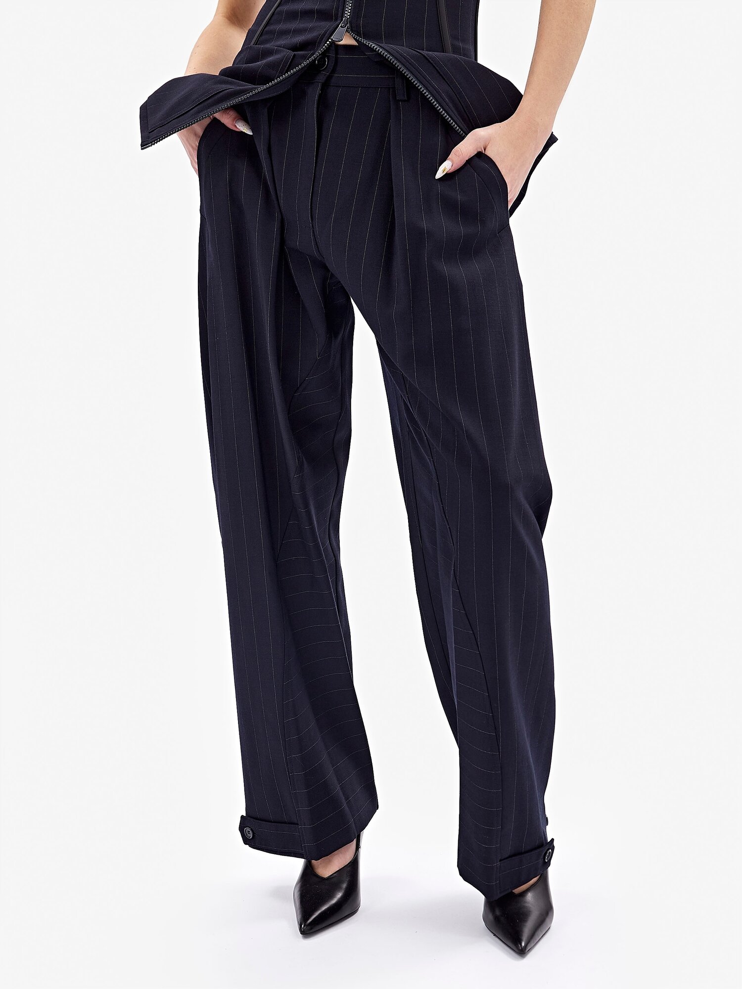 Брюки трубы