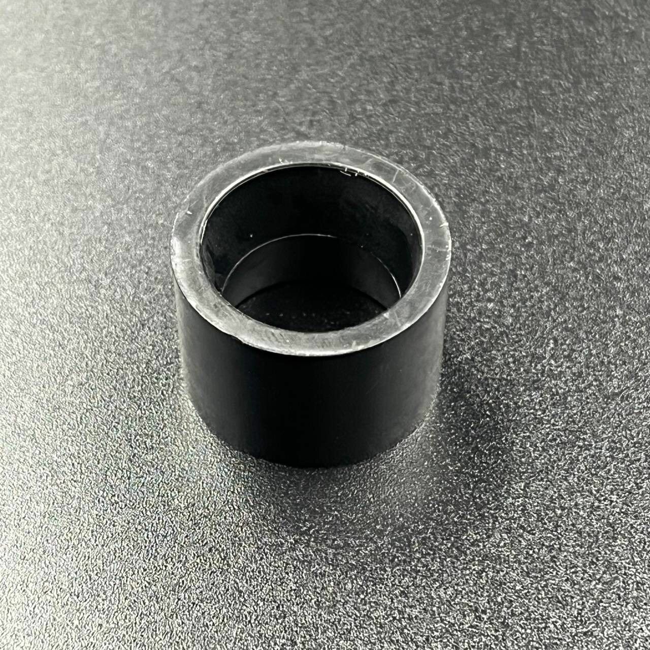 Уплотнение трубки охлаждения Yamaha 115-250, F75-275 (Omax), OEM: 6E5-44365-00; 6E5-44365-01; 6E54436500; 6E54436501