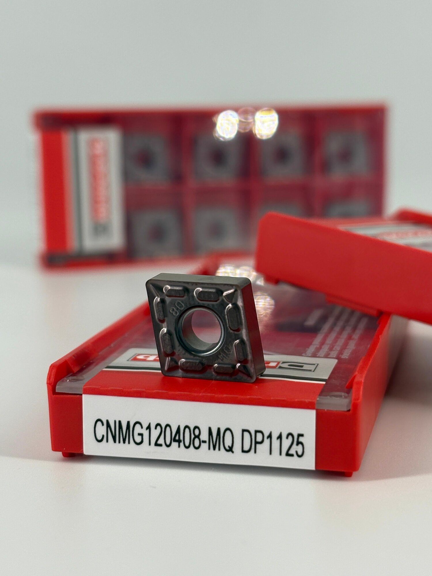 Сменная твердосплавная пластина для токарной обработки Dnrecerb CNMG120408-MQ DP1125