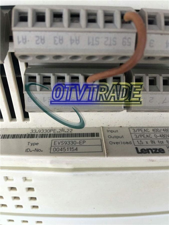 Модуль LENZE INVERTER EVS9330-EP — фото 1