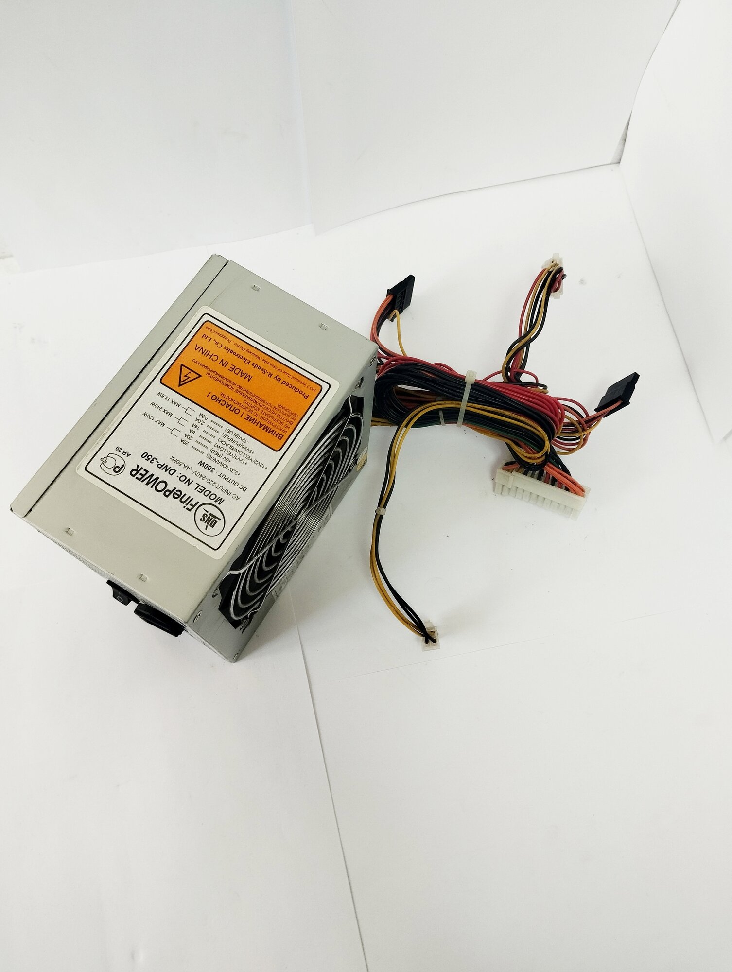 Блок питания FinePower DNP-350 300W 24+4pin
