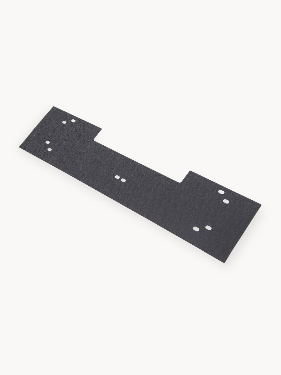 Зимняя заглушка решетки переднего бампера Mitsubishi Pajero IV 2006-2011 гг