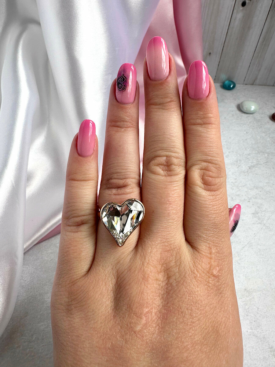 Кольцо помолвочное, кристаллы Swarovski