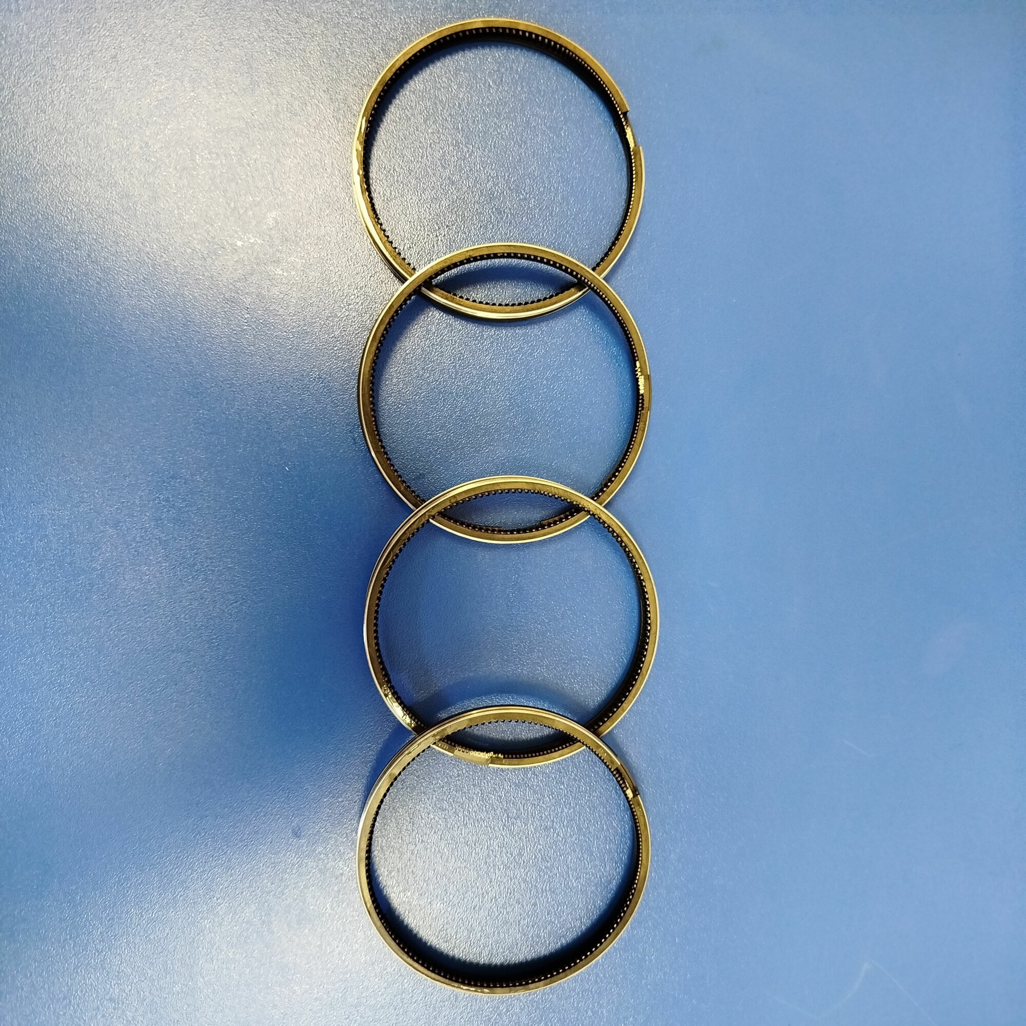 Кольца поршневые "ВАЗ" для а/м ВАЗ 2106 79,8 (2106-1000100-32)