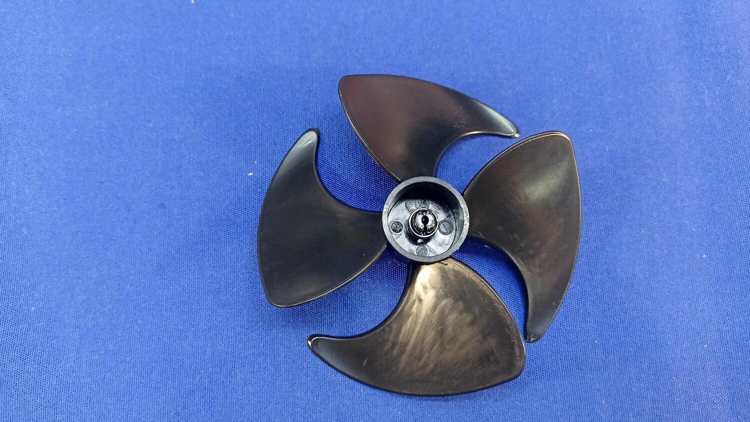 Крыльчатка вентилятора для холодильной камеры Диаметр 100 арт. 11805