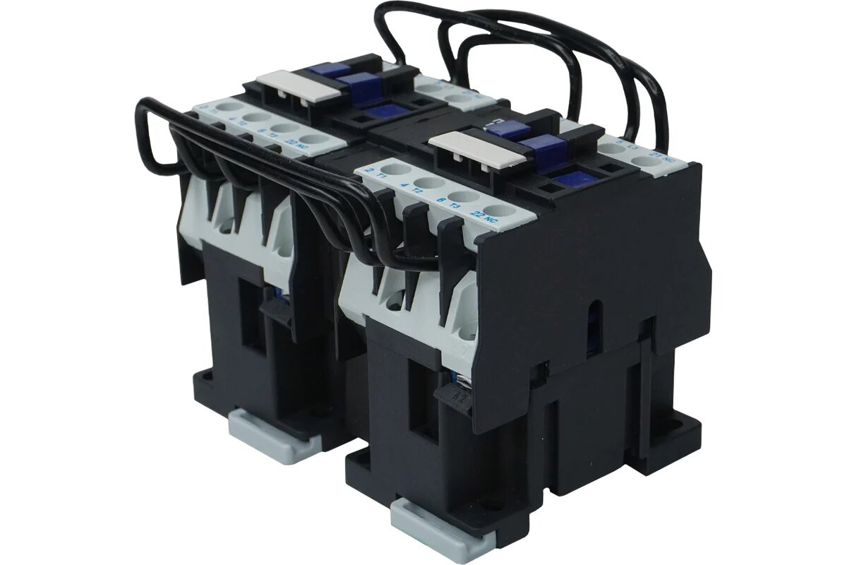 Электромагнитный пускатель Электротехник ПМЛ‑1501 УХЛ4 Б 220В/50Гц 2р 10А реверсивный без реле IP00