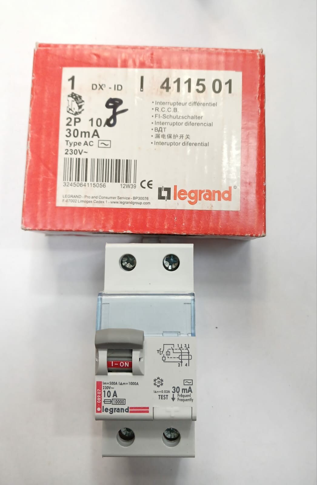 УЗО Legrand DX3 AC 411501, 2 полюса, 10A, 30mA, электромеханический принцип работы
