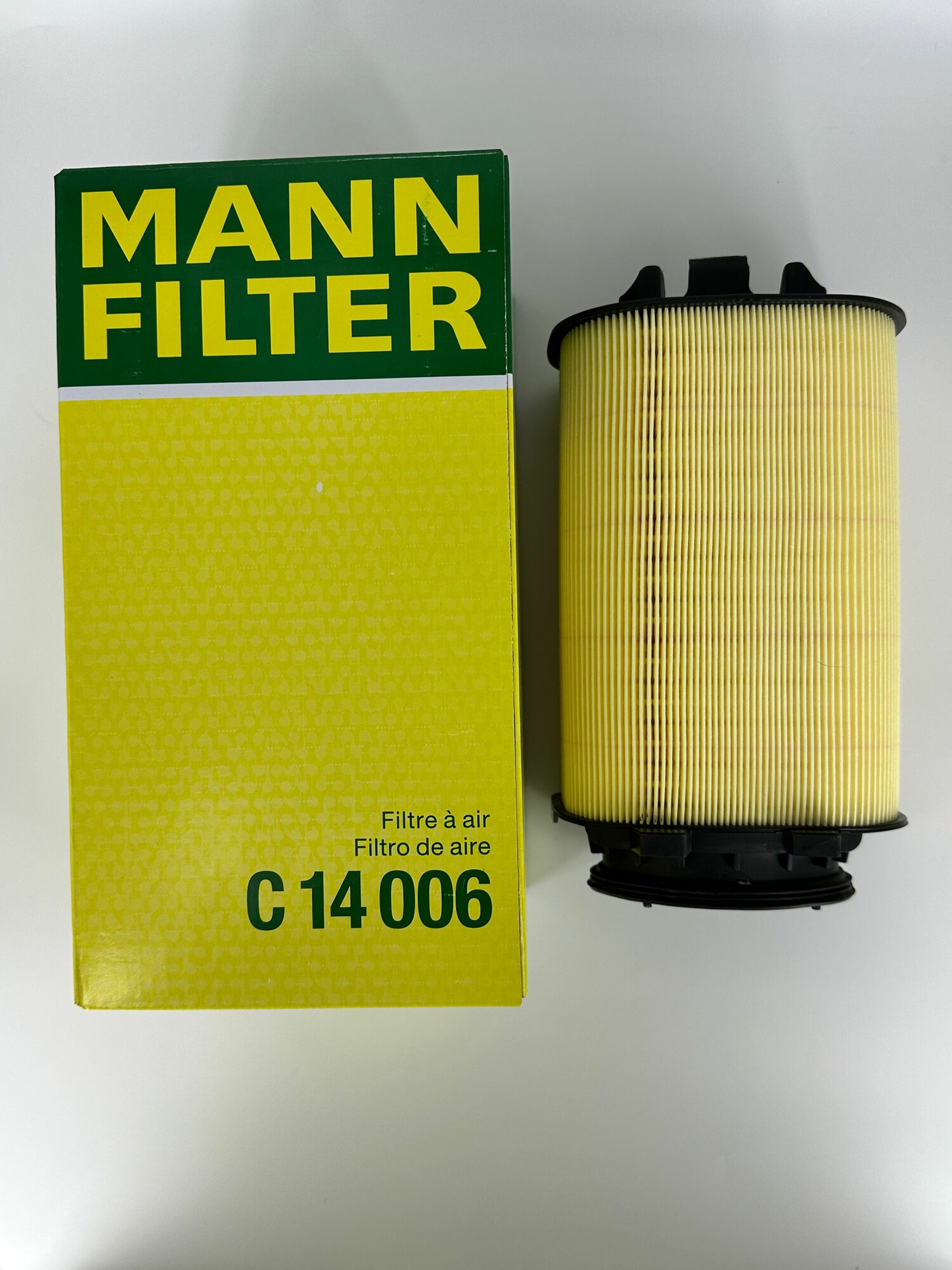Фильтр воздушный MANN-FILTER C 14 006