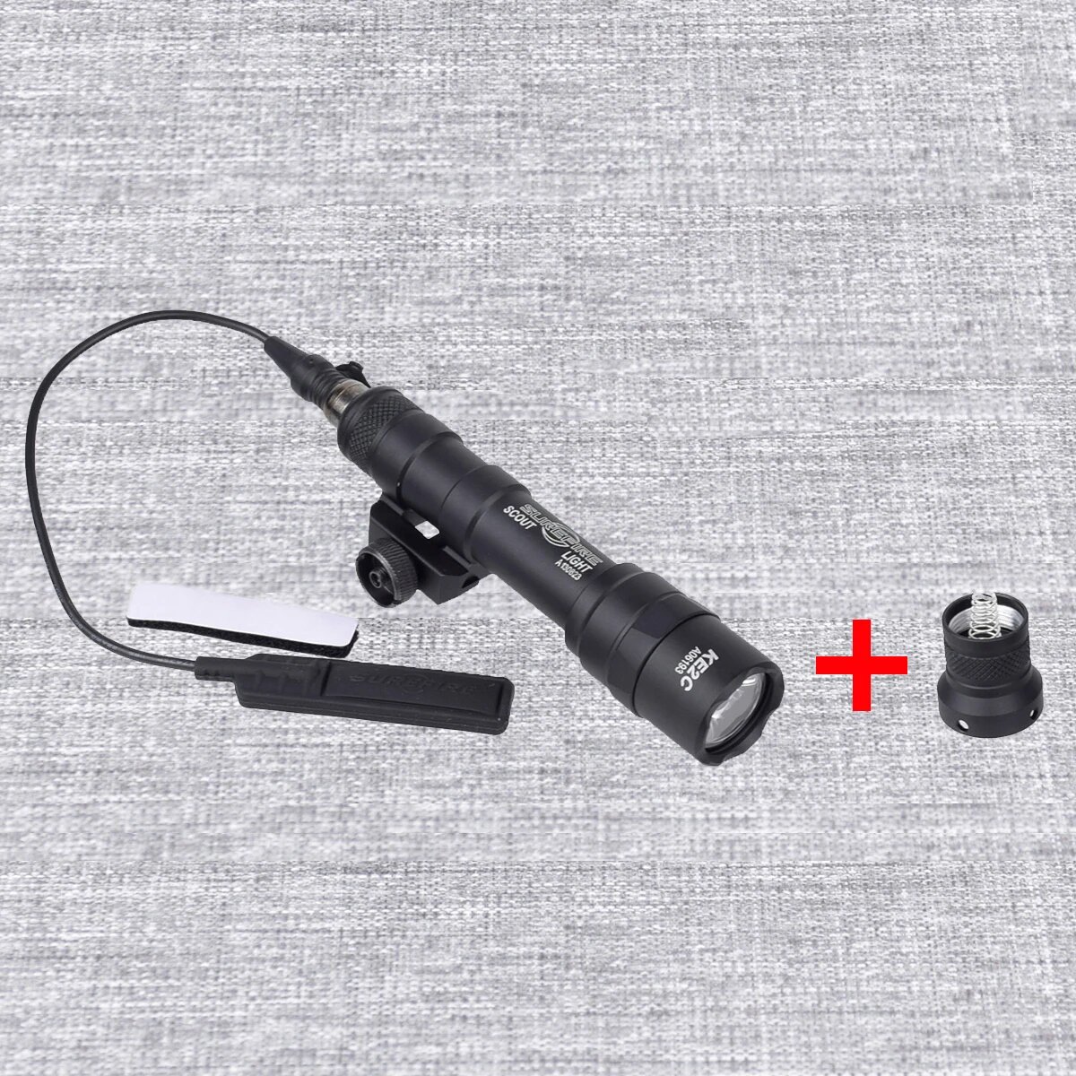 Фонарь SureFire M600B BK для планки Picatinny