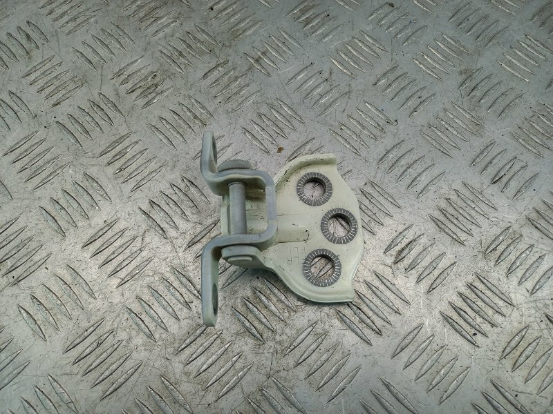 Б/У Петля двери задней левой нижняя Ssangyong Actyon 2 / Сангйонг Актион 2 2.0 D20DTF 671950 149Л.С дизель 2011