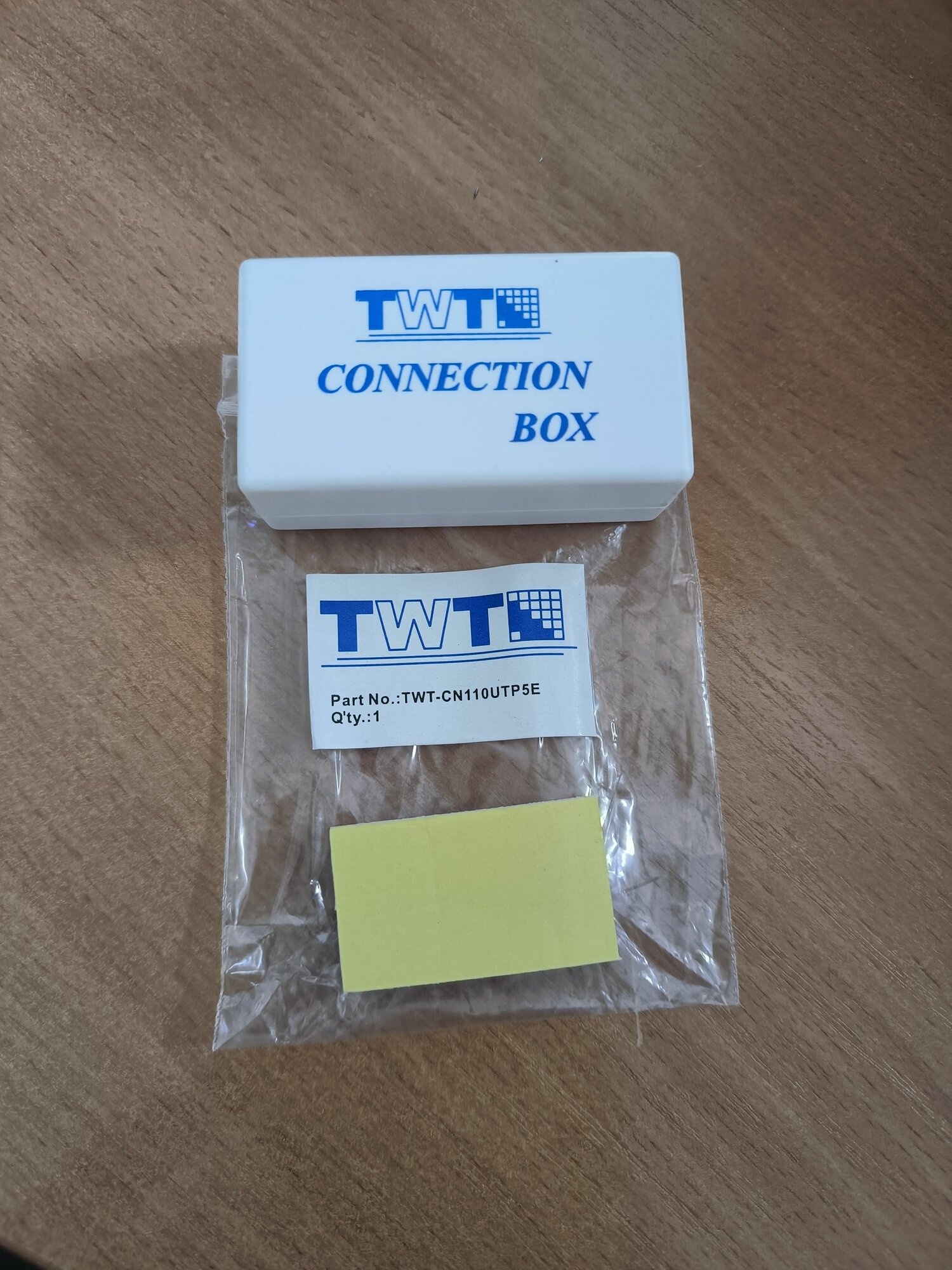 Адаптер проходной TWT TWT-CN110UTP5E (5шт