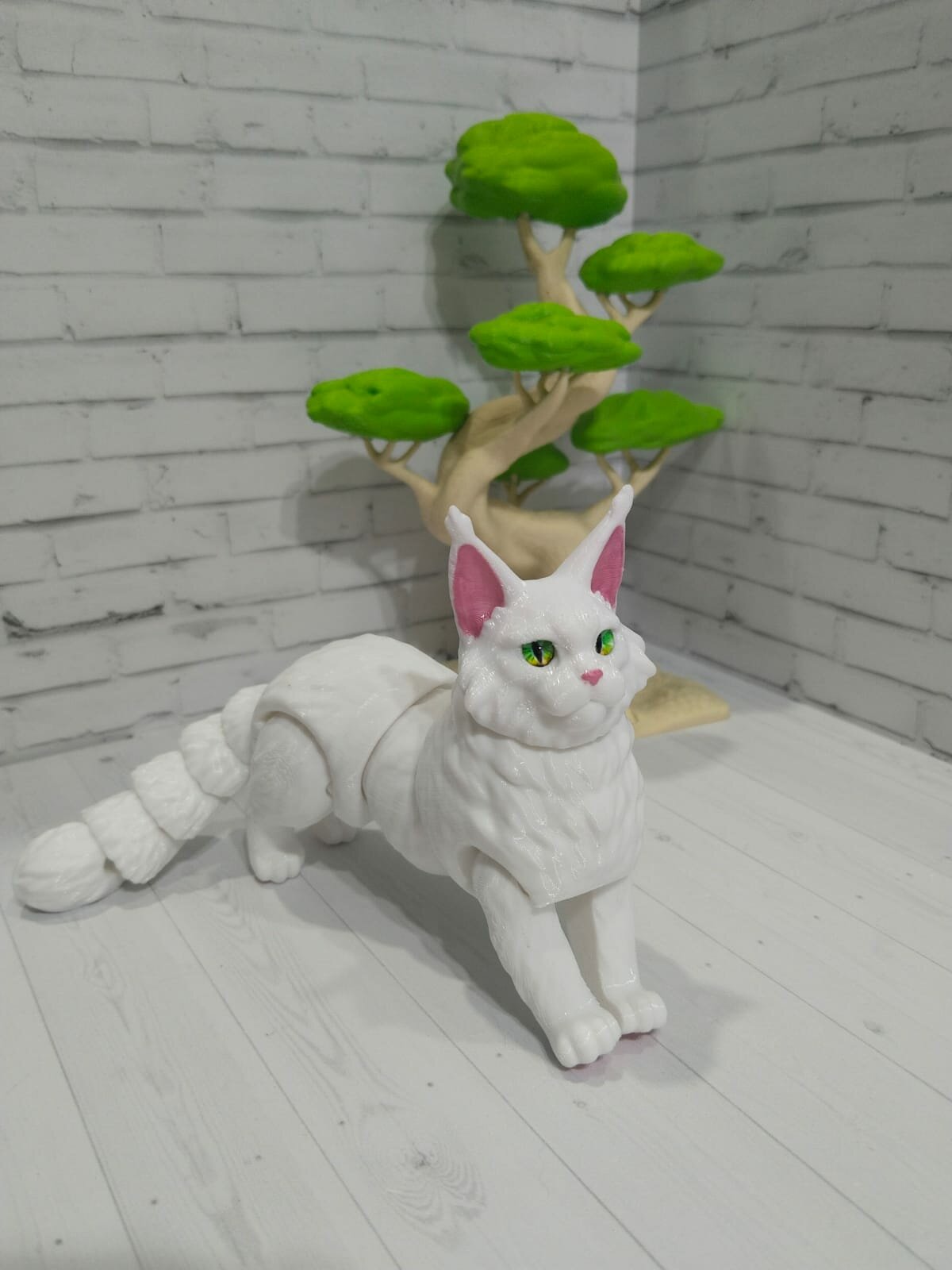 Кот большой мейн-кун белый подвижный 3d, ручная роспись