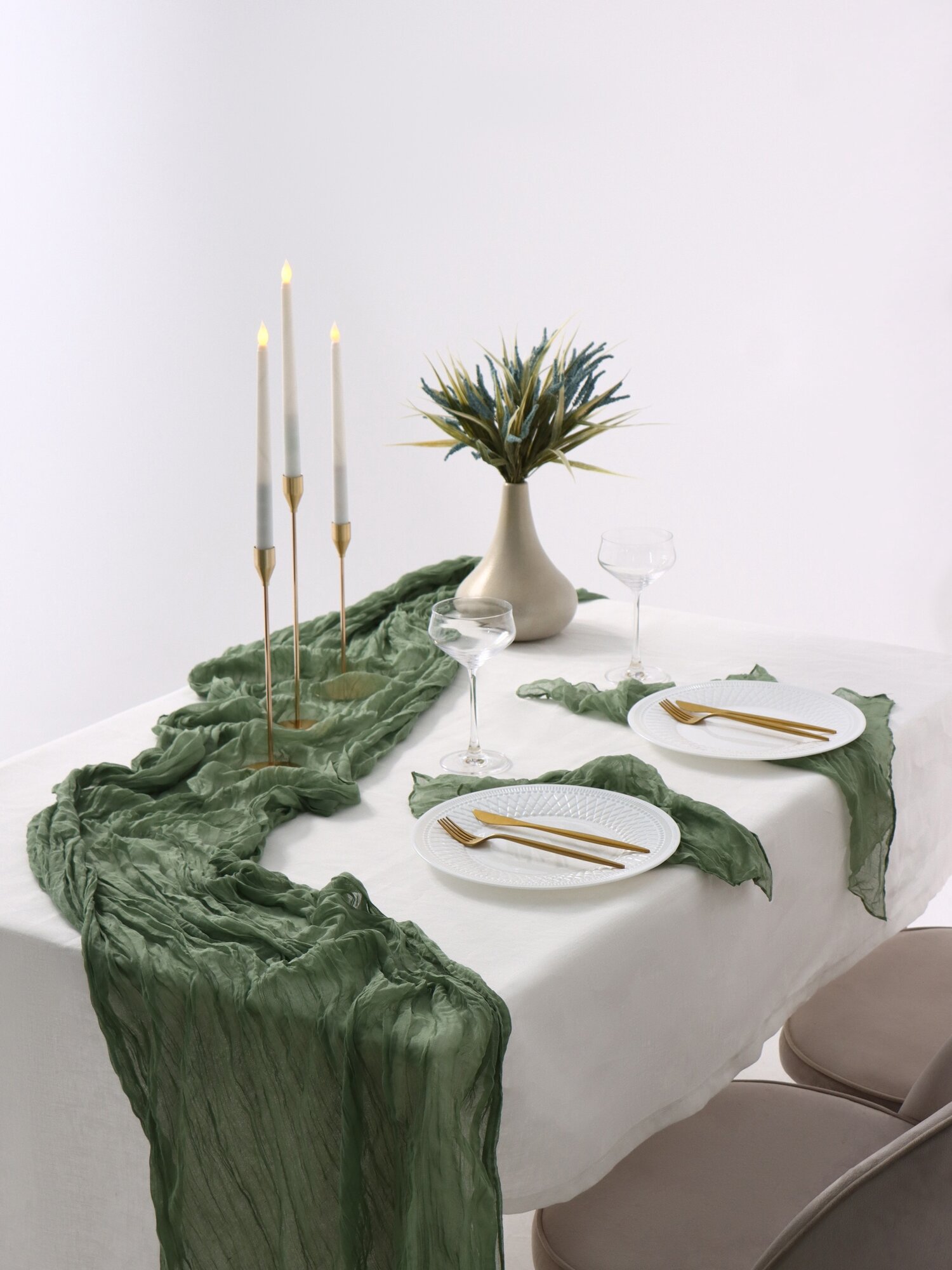 Сервировочная дорожка на стол Этель, размер 90×300 см, цвет зелёный