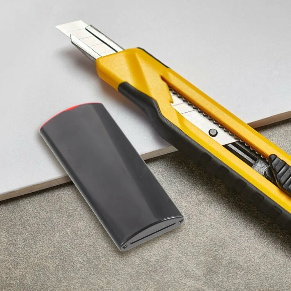 Контейнер для Отходов Лезвий, Из ПП с Магнитом, Переносной и Многофункциональный, 1 Шт.