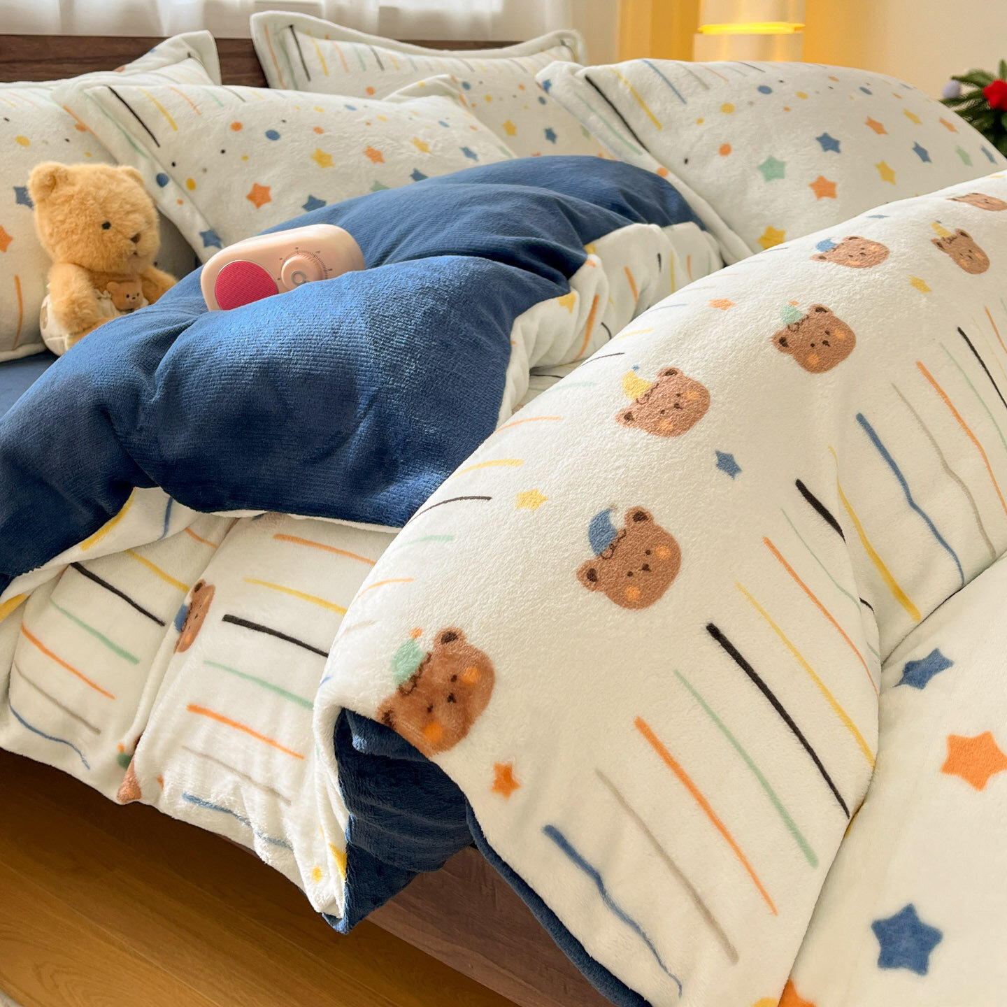 Зимний комплект постельного белья из флиса кораллового цвета из четырех предметов (класс А, пододеяльник из молочного флиса, утолщенное фланелевое постельное белье, простыни и пододеяльники на флисовой подкладке),200*230cm