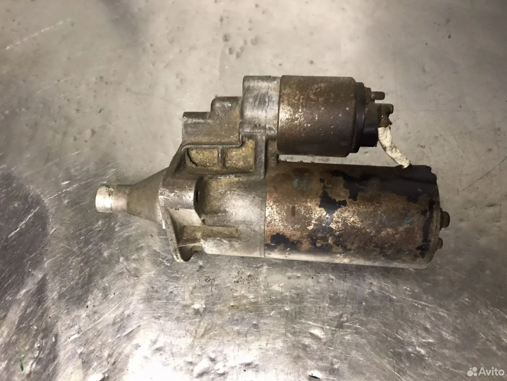 Стартер Chrysler Voyager Dodge Caravan 3.3 V6 EHG