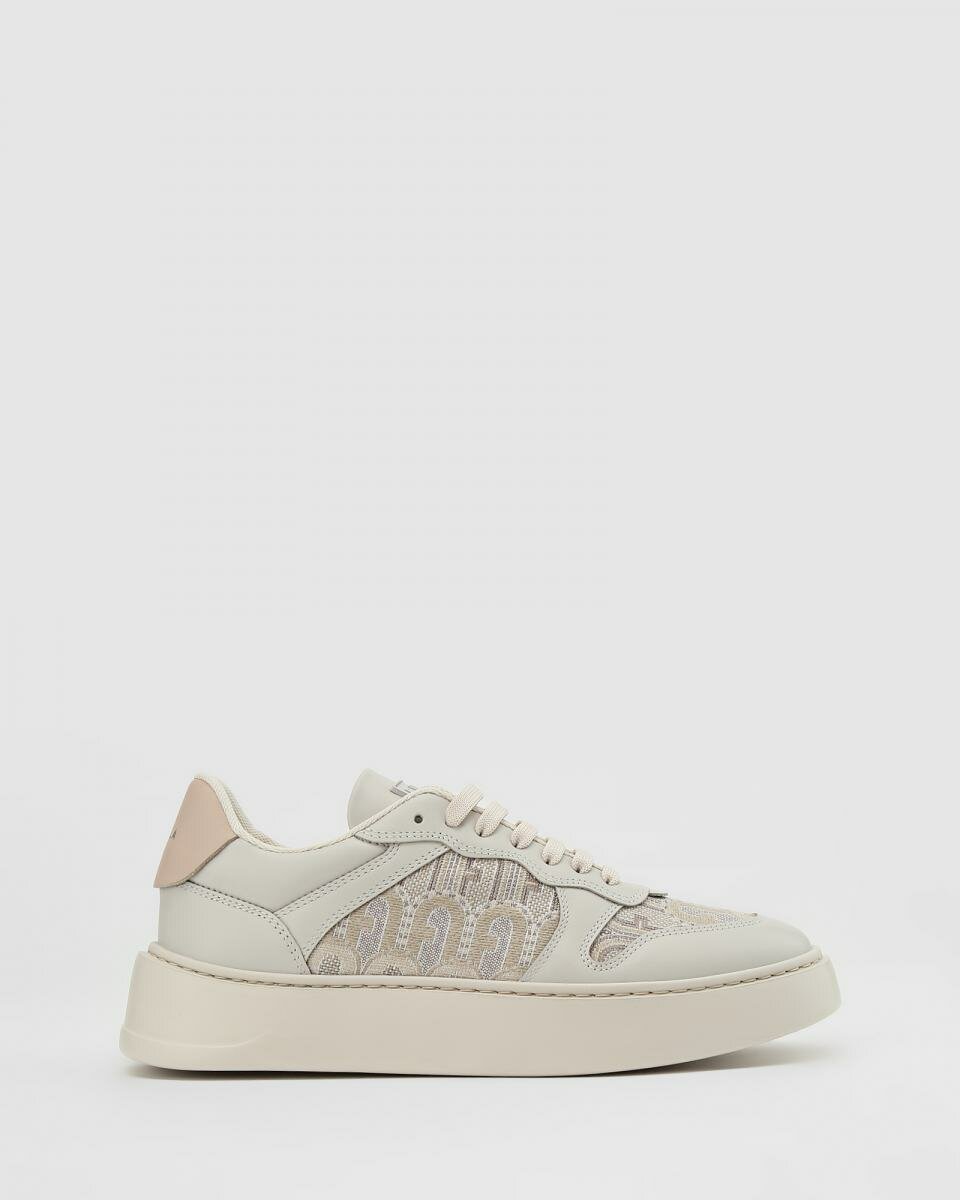 Кроссовки сникерсы