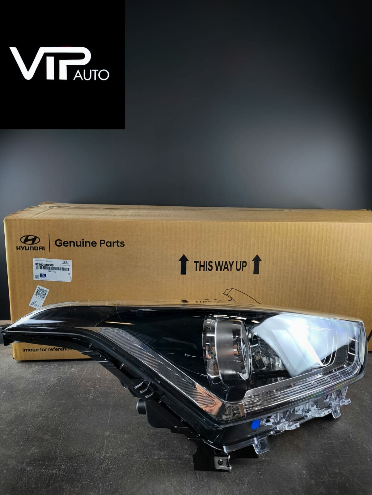 Фара правая HYUNDAI 92102M0300