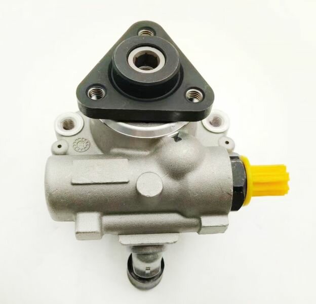 Насос гидроусилителя руля Nadoka для БМВ/BMW 3 (E92, E91, E90) 05- Насос ГУР, новый