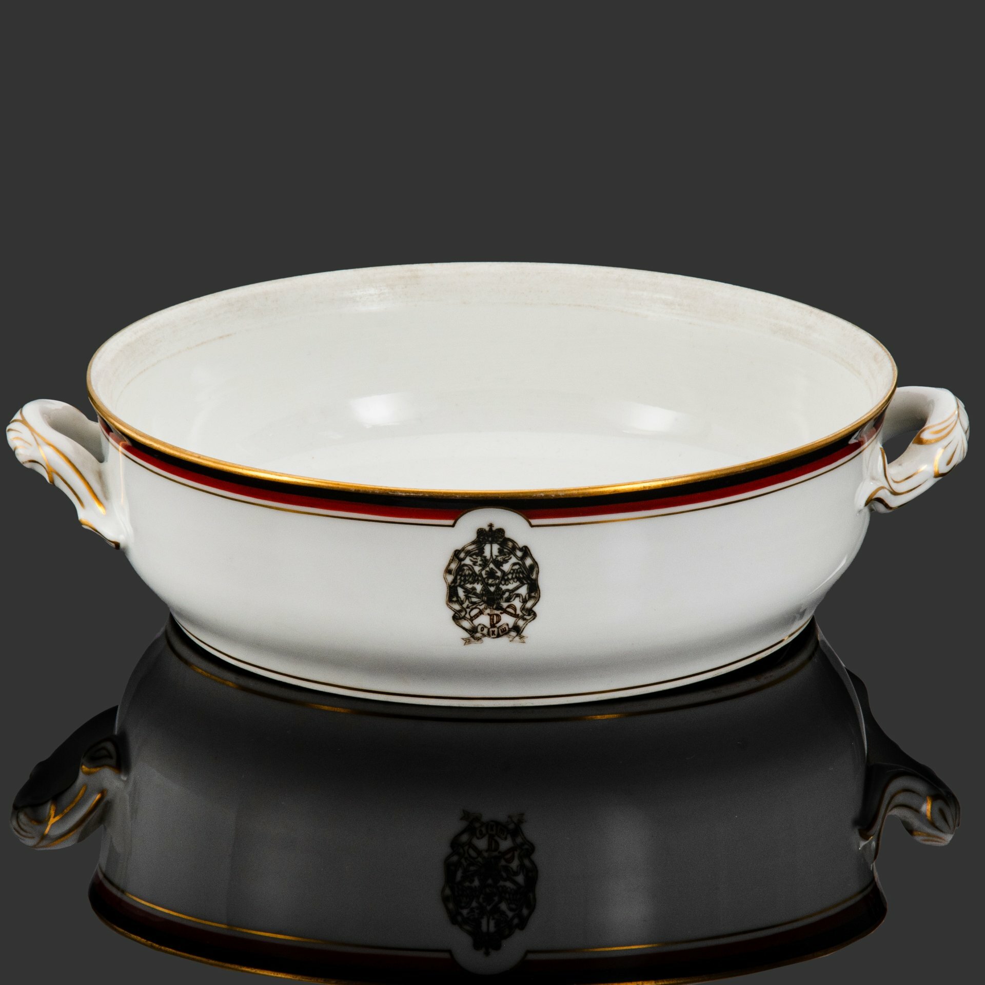 [Редкость] Террина с эмблемой Офицерской кавалерийской школы (для подачи горячих блюд)