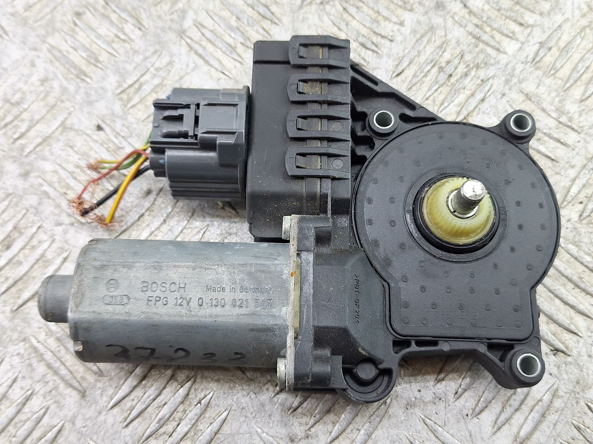 Моторчик стеклоподъемника задний левый Jaguar X-Type 2005 944064557