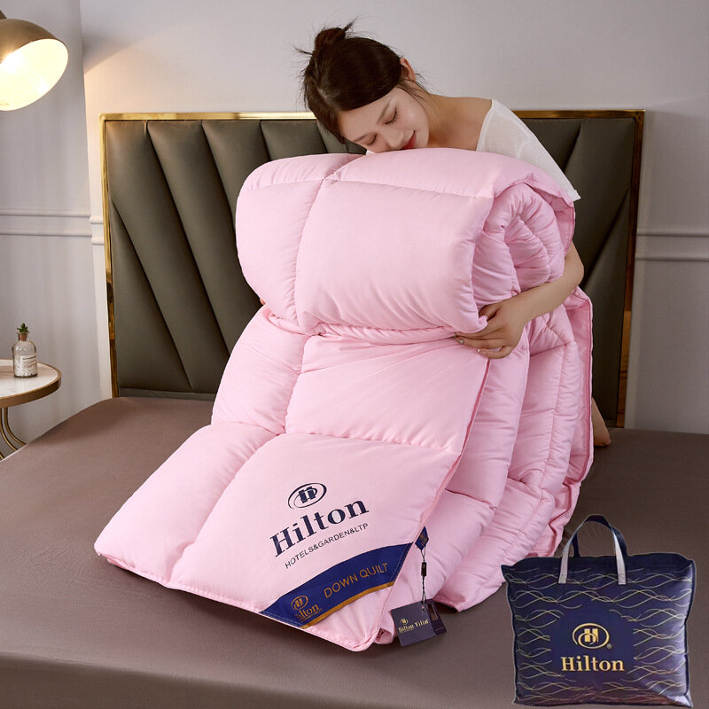 Бархатное одеяло из перьев Hilton, 200х230 см,2 кг