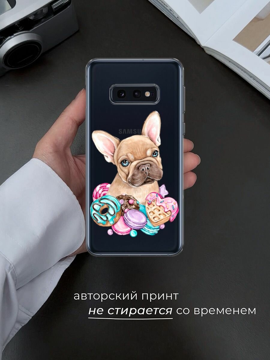 Чехол на Samsung Galaxy S10E / Самсунг Галакси S10E с принтом "Бульдог и сладости", прозрачный — фото 1