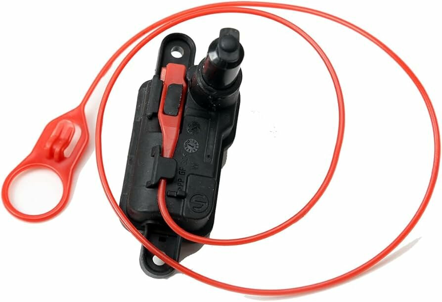 Механизм привода замка бензобака, замок лючка бензобака VAG 8S0862153A Ауди 2017-