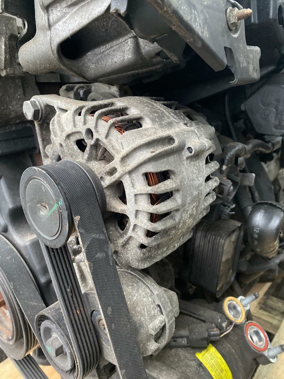 Генератор для Ford C-Max 2 2.0 OEM AV6N10300MB