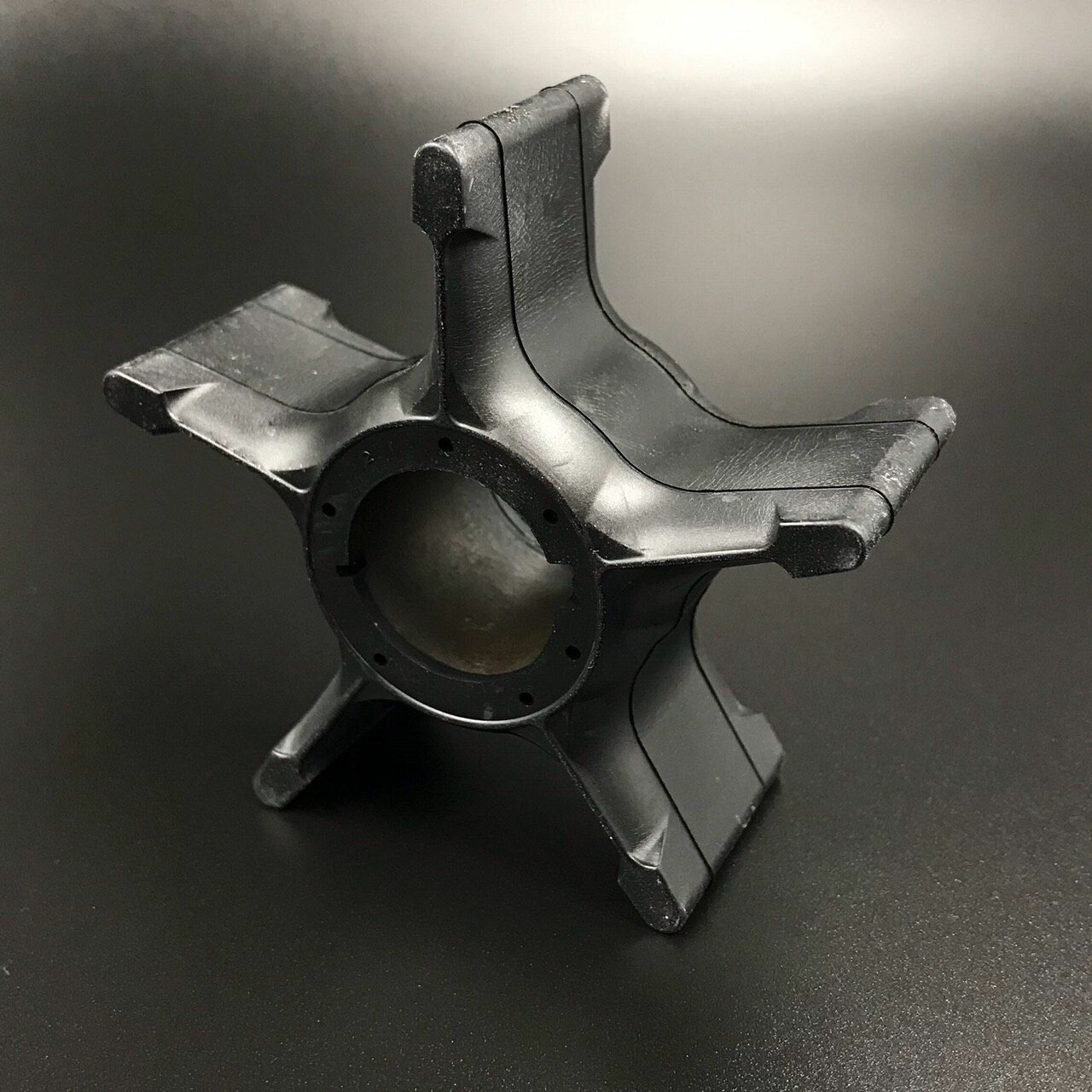 Крыльчатка помпы охлаждения Suzuki DT150-225, DF115-140 (17461-90J00) (Suzuki), OEM 17461-90J01