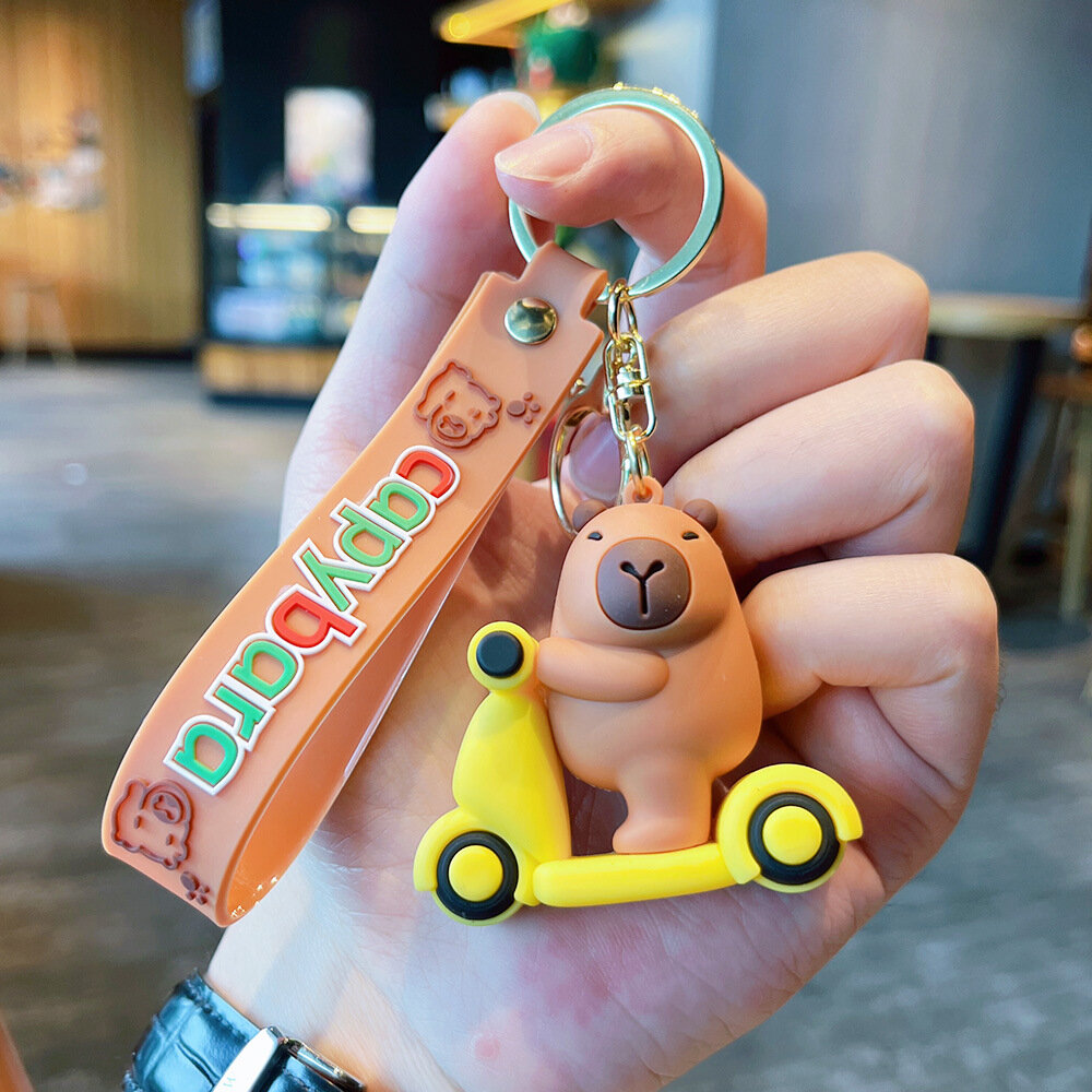 Брелок-подвеска в виде мультяшной капибары, креативное милое украшение для автомобиля в виде пары кукол, подвеска-капибара для велосипеда.