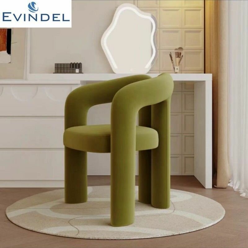 Кресло, Стул, Выдерживает нагрузку 200 кг