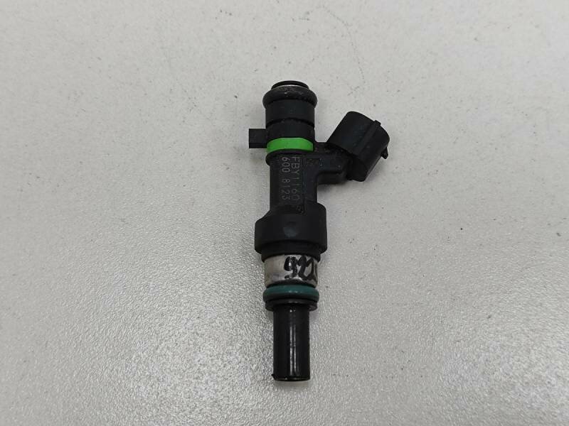 Форсунка инжекторная электрическая Nissan Tiida C11 2007-2014