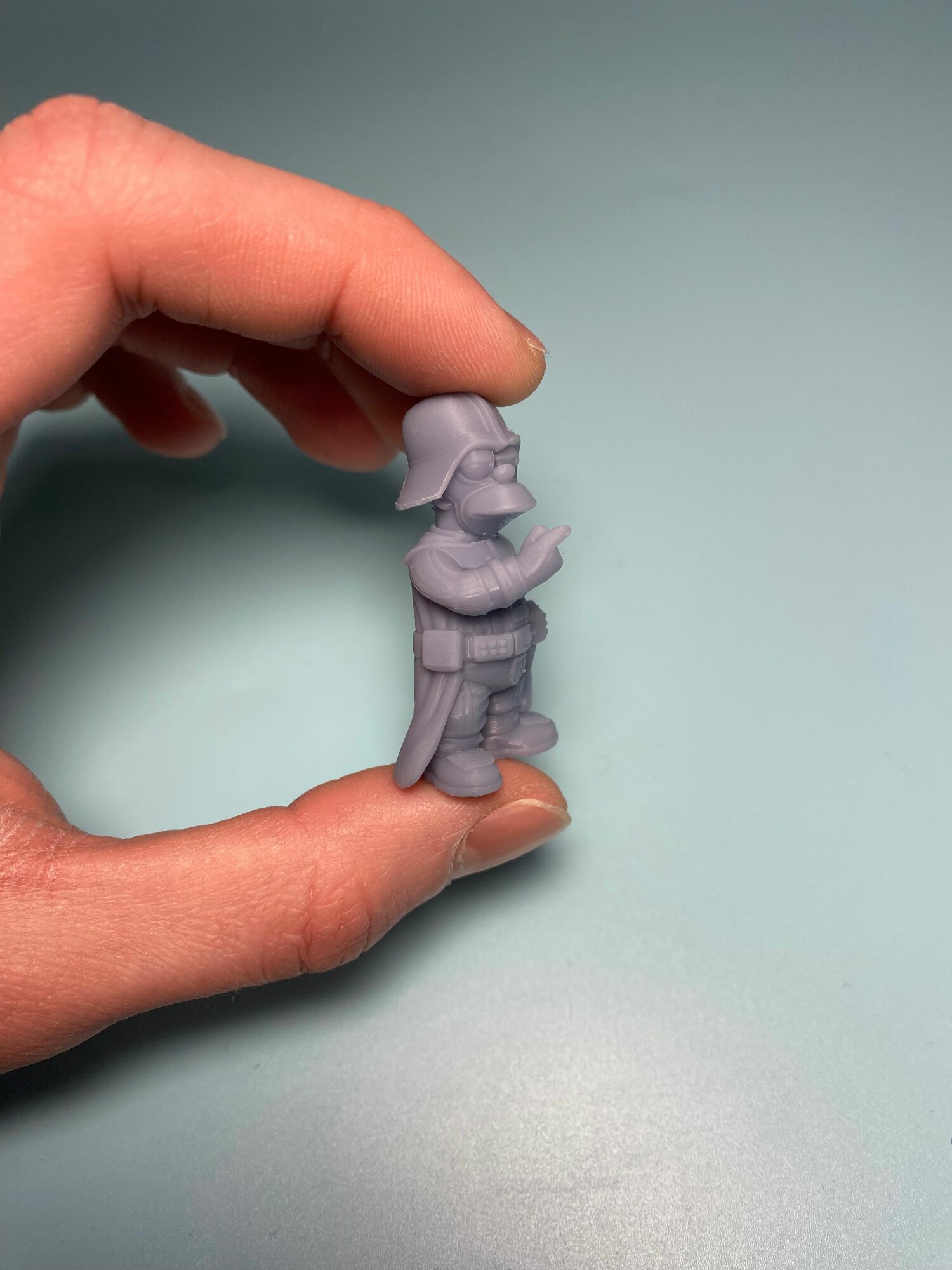 Миниатюра под покраску Гомер Симпсон в костюме Дарта Вейдера 4.5 см