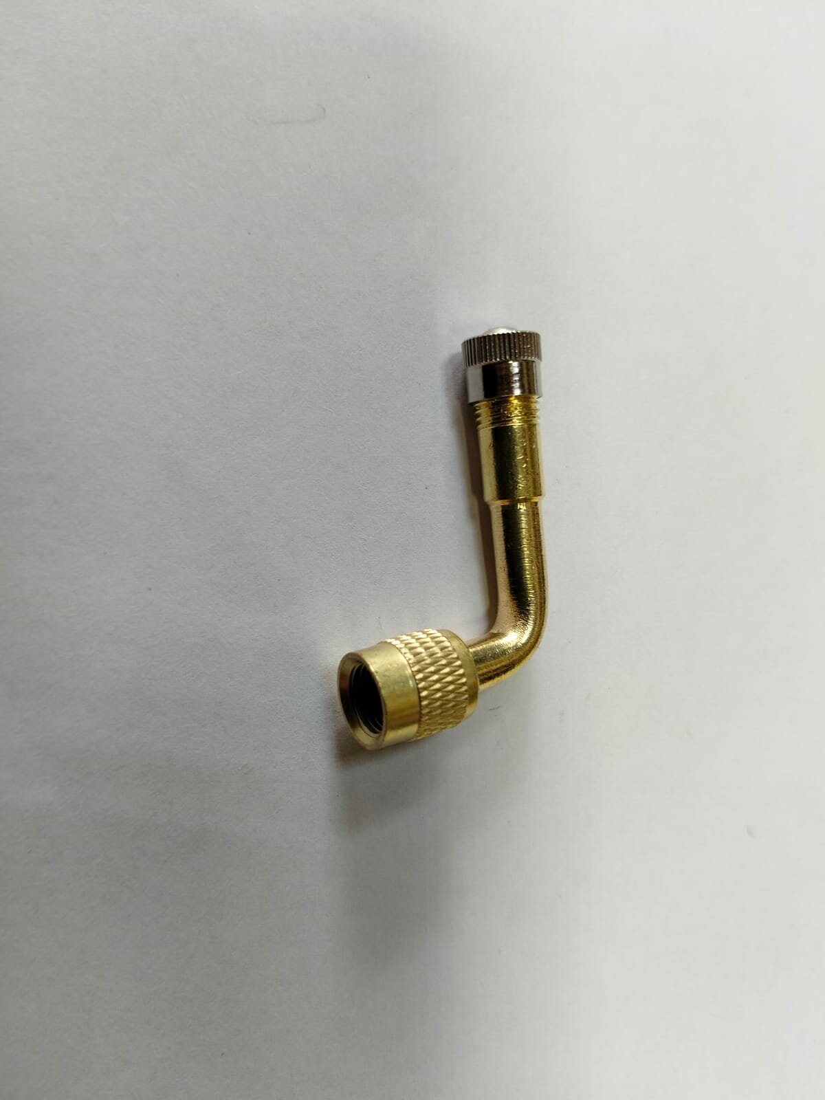 Удлиннитель ниппеля/вентиля подкачки шин 90 гр, М8 / Наконечник вентиля подкачки угловой, переходник на ниппель