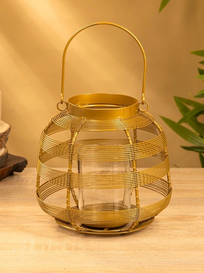 Подсвечник фонарь со стеклянной колбой, 19 19 18 см, d 7.5 см, металл, золотистый