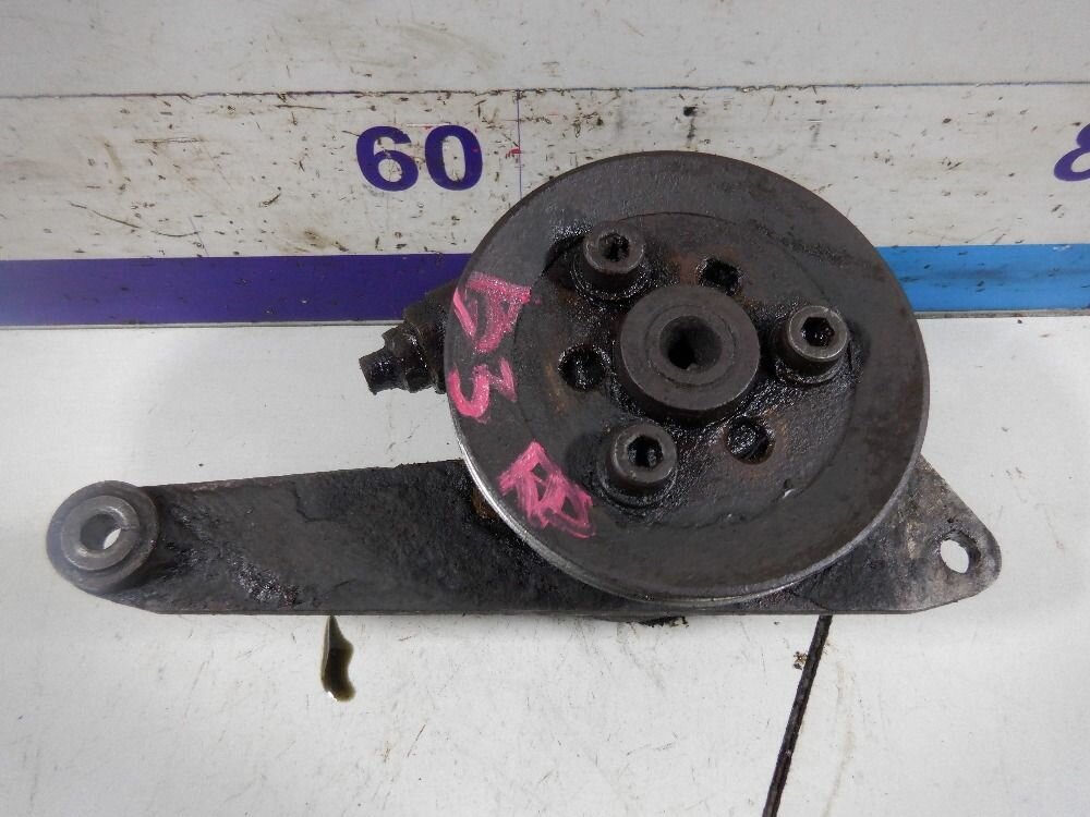 Насос гур VW Passat B3 028145157DX